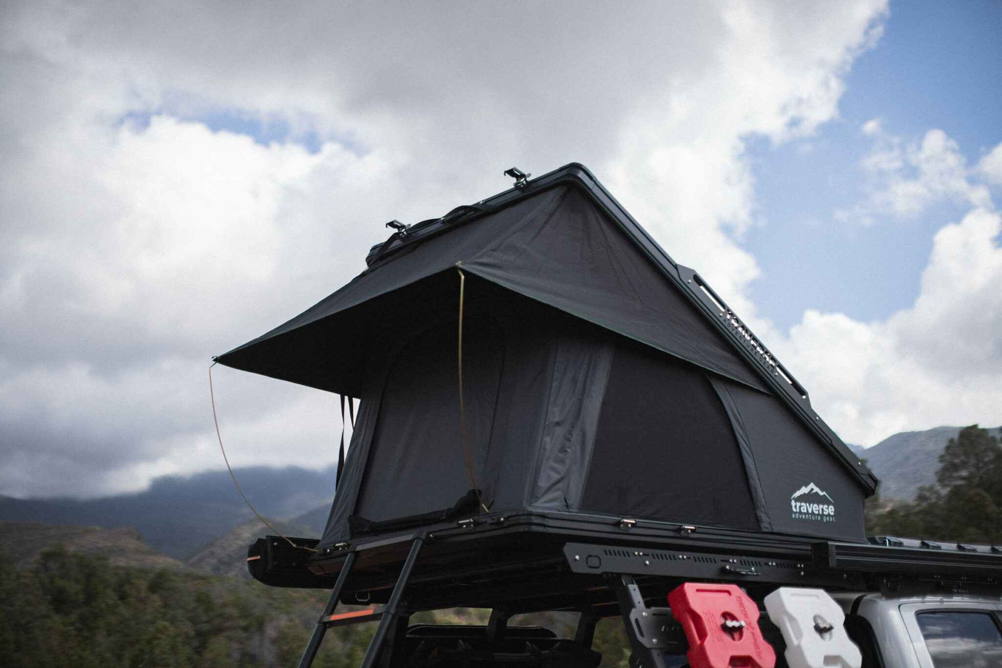 The Lookout Rooftop Tent - Traverse Adventure Gear
