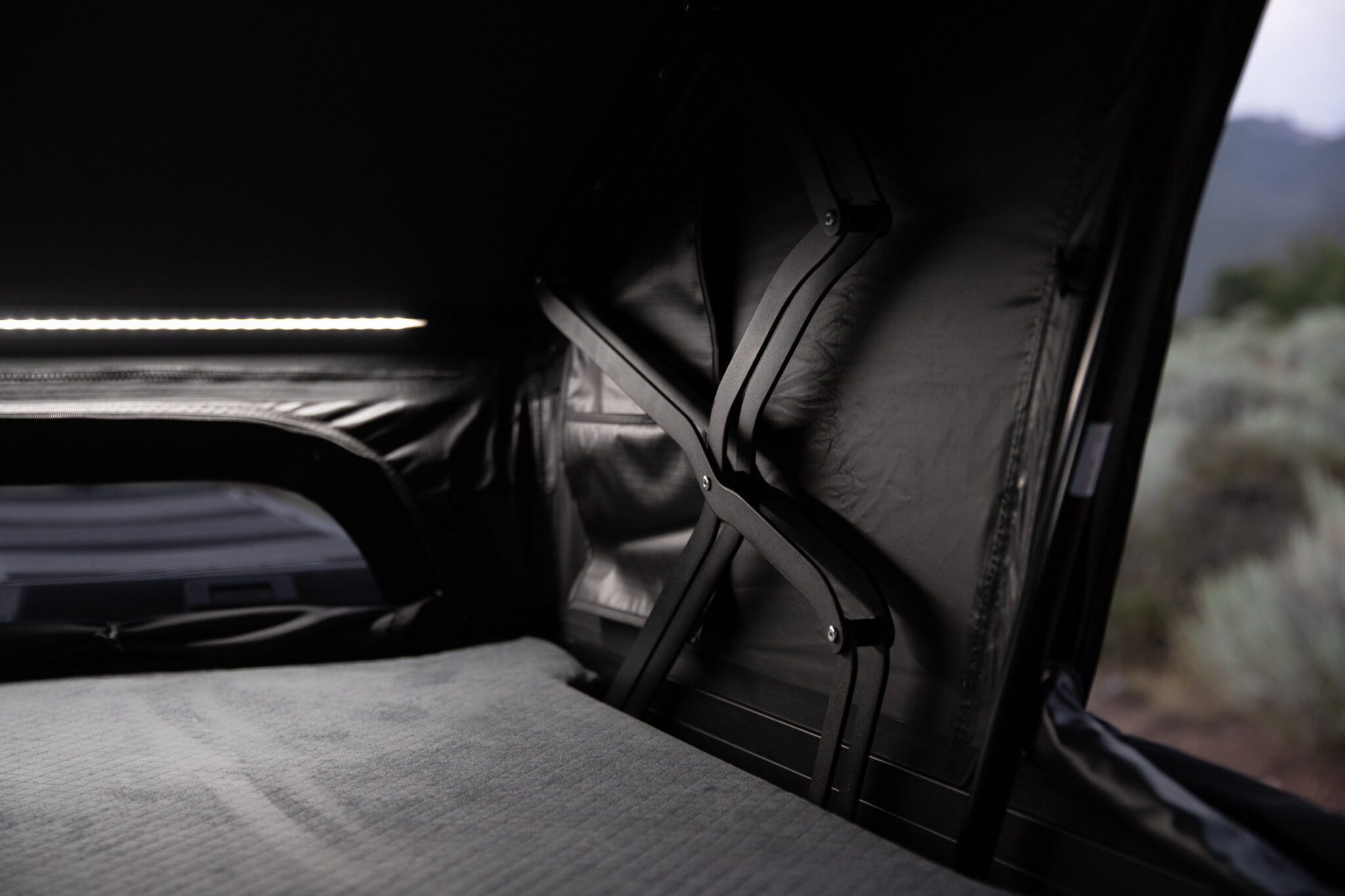 The Lookout Rooftop Tent - Traverse Adventure Gear